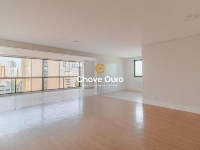 Apartamento à venda no Centro