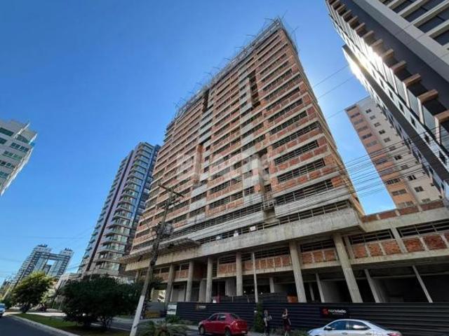 Apartamento à venda no Centro