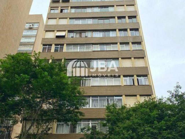 Apartamento à venda no Centro