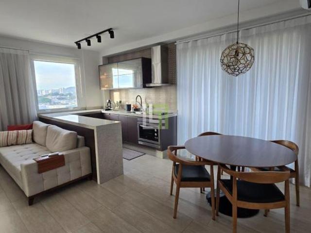 Apartamento à venda no Centro