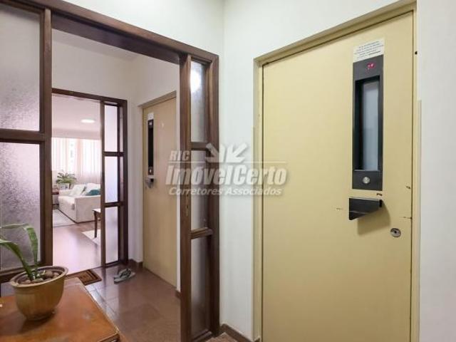 Apartamento à venda no Centro