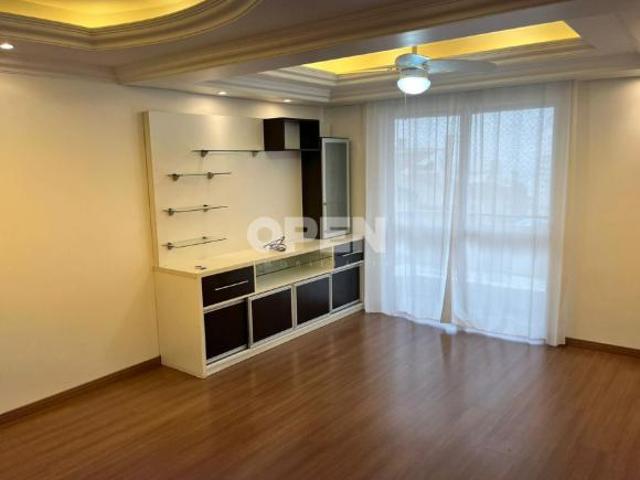 Apartamento à venda no Centro