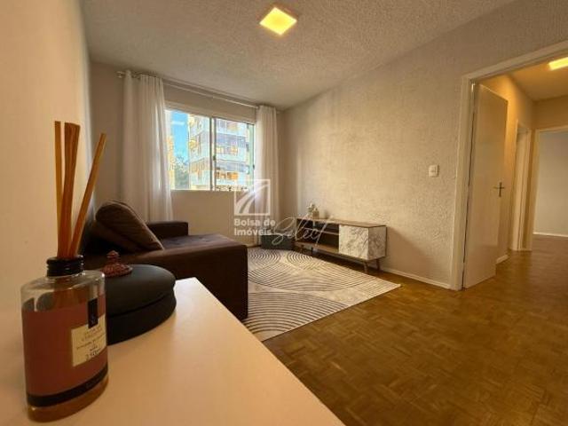Apartamento à venda no Centro