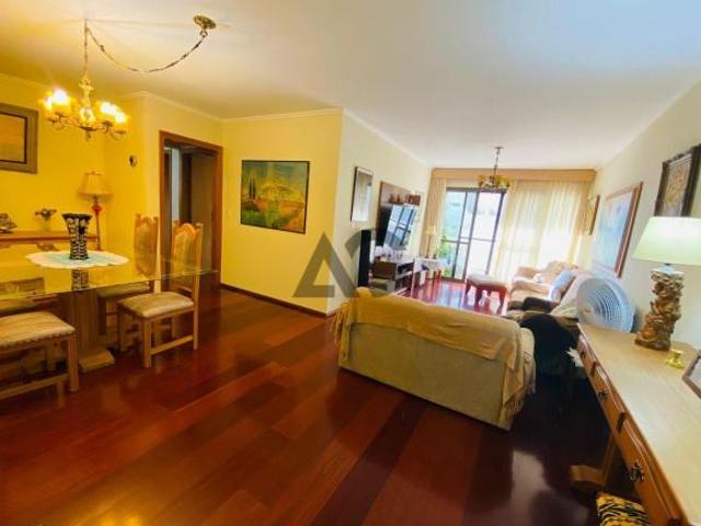 Apartamento à venda no Centro
