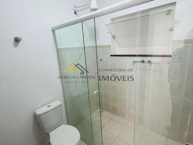 Apartamento à Venda no Centro 4 dormitórios sendo 1 de serviço e vista lateral para o mar. Seu próxi