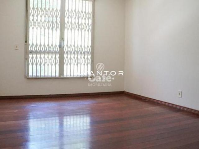 Apartamento à venda no Centro