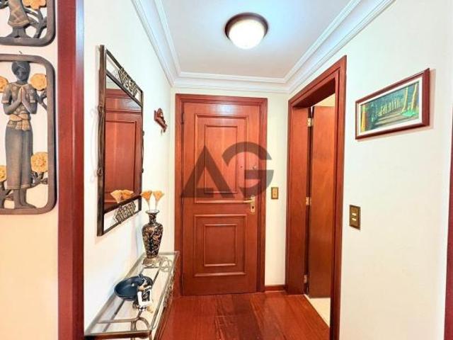 Apartamento à venda no Centro