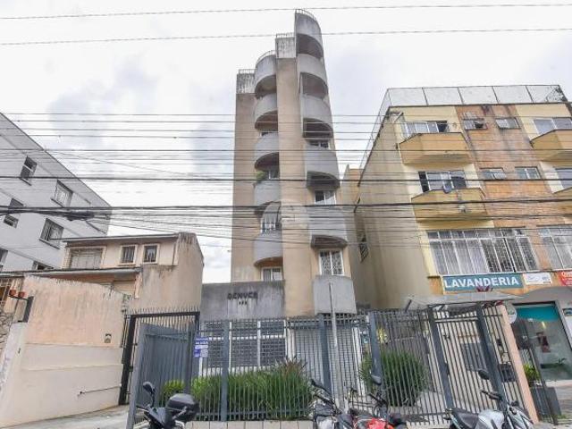 Apartamento à venda no Centro