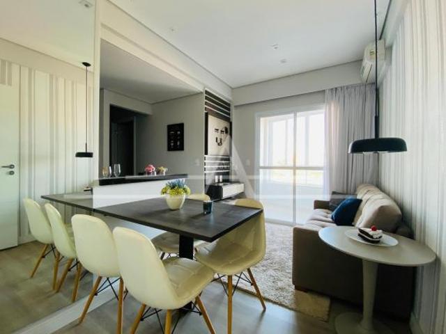 Apartamento à venda no Centro