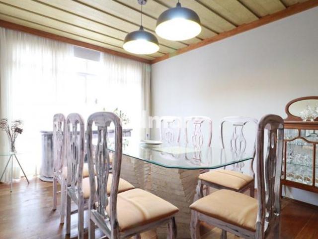 Apartamento à venda no Centro