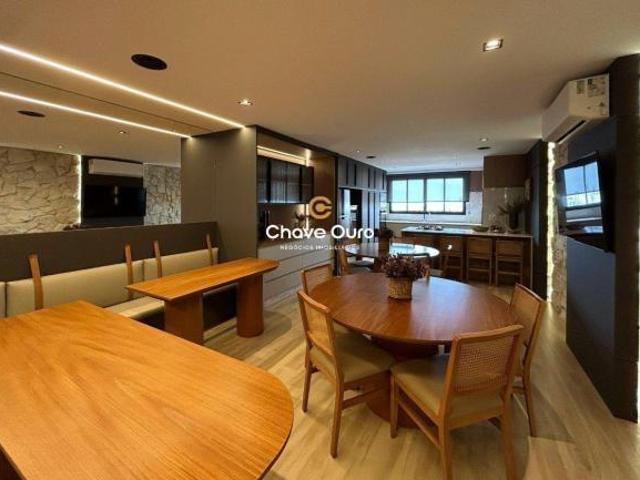 Apartamento à venda no Centro