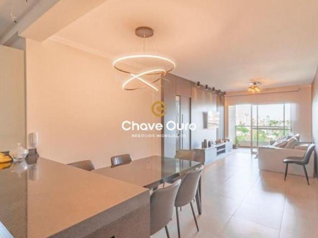 Apartamento à venda no Centro