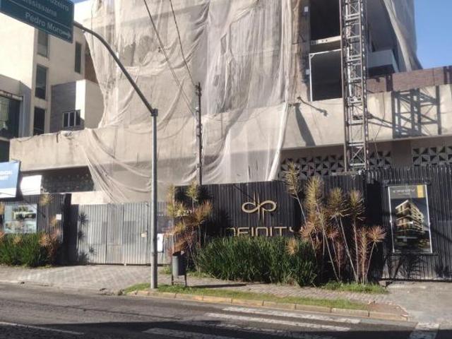 Apartamento à venda no Centro