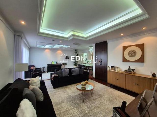 Apartamento à venda no Centro