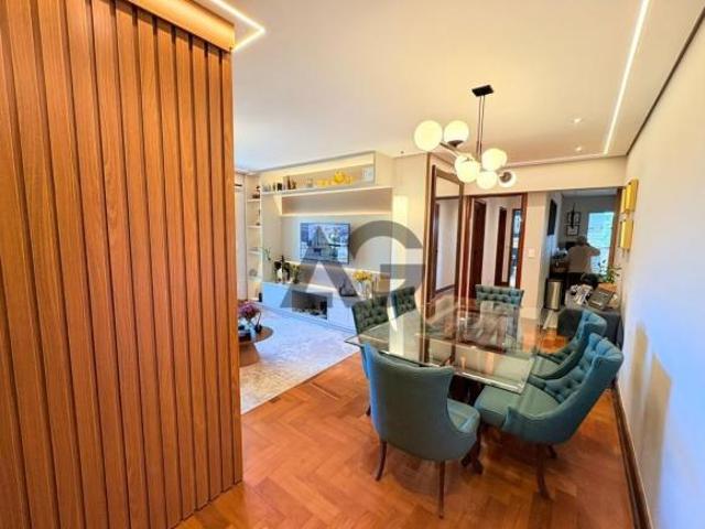 Apartamento à venda no Centro
