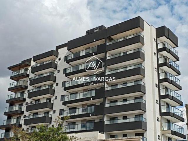 Apartamento à venda no Centro