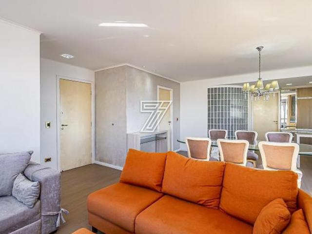 Apartamento à venda no Centro