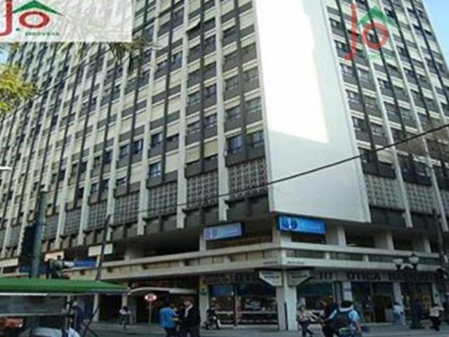 Apartamento à venda no Centro