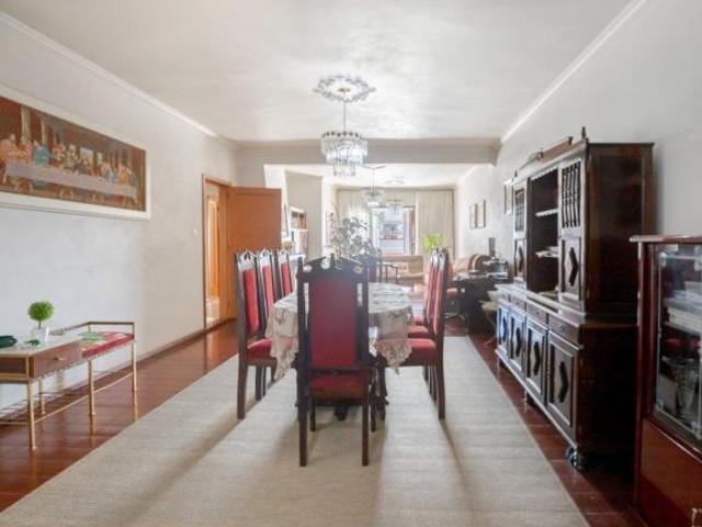 Apartamento à venda no Centro