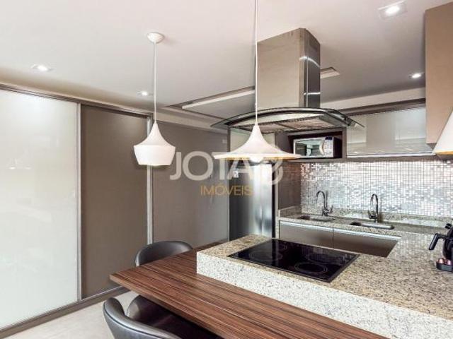 Apartamento à venda no Centro