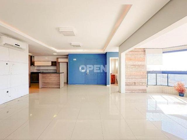 Apartamento à venda no Centro