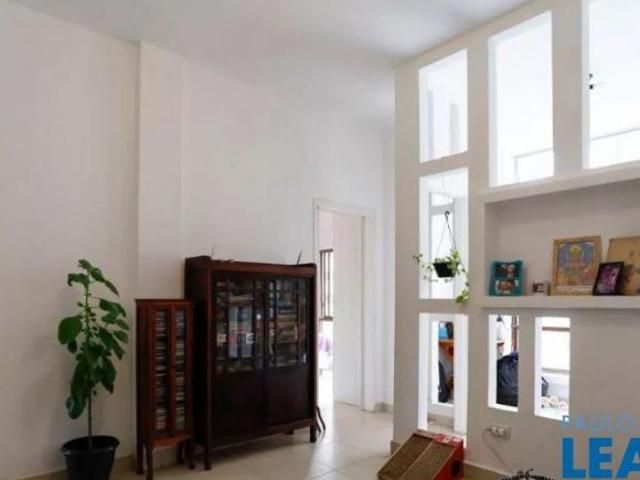 Apartamento à venda no Centro