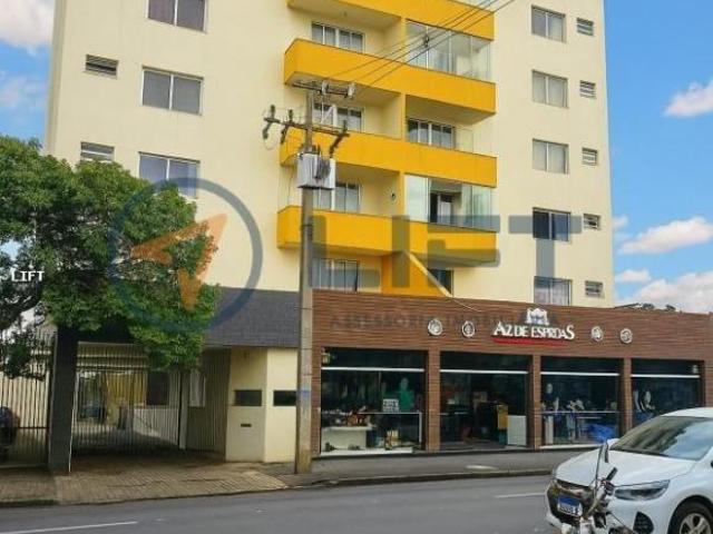 Apartamento à venda no Centro
