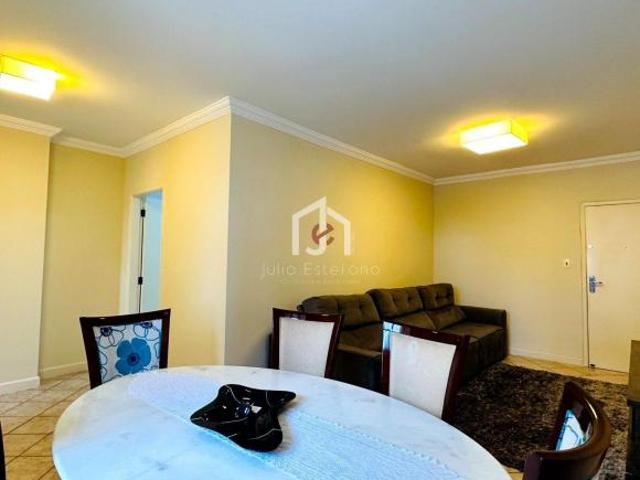 Apartamento à venda no Centro