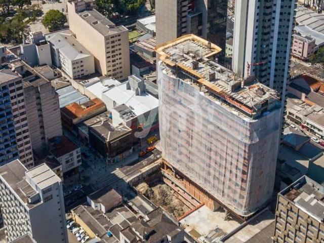 Apartamento à venda no Centro