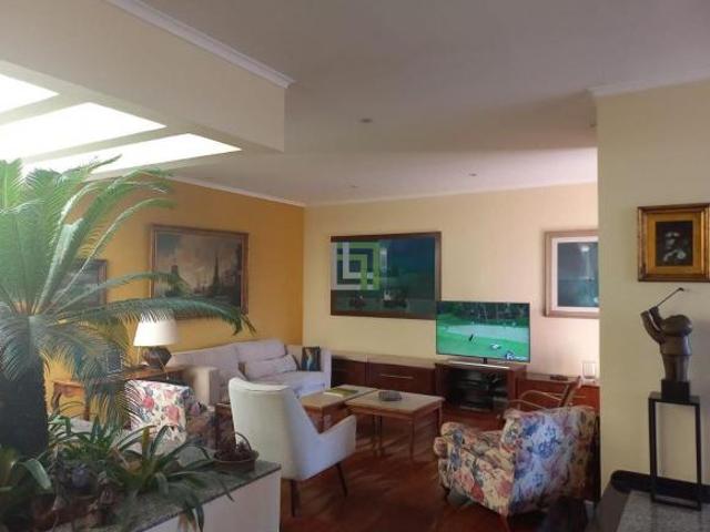 Apartamento à venda no Centro