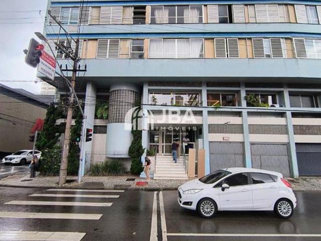 Apartamento à venda no Centro
