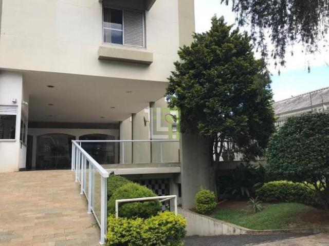 Apartamento à venda no Centro