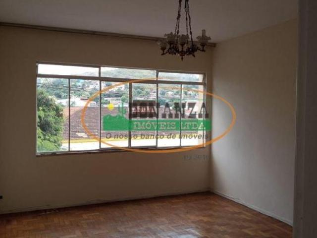 Apartamento à venda no Centro