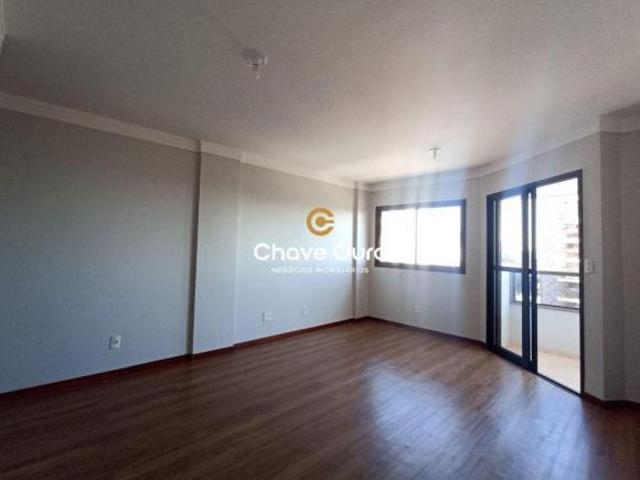 Apartamento à venda no Centro