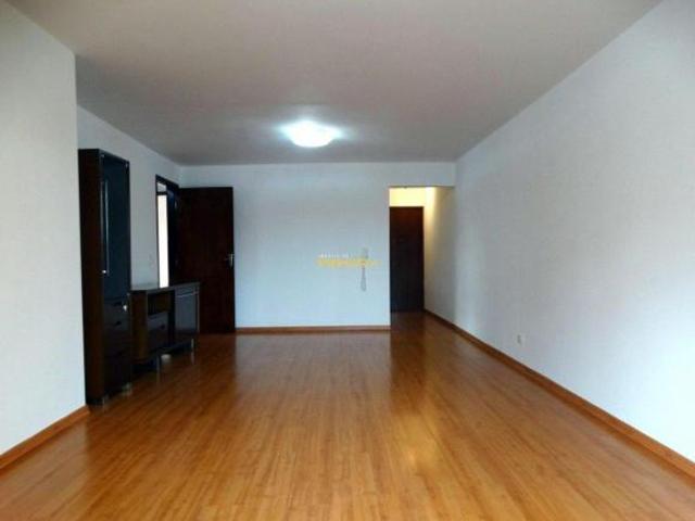 Apartamento à venda no Centro