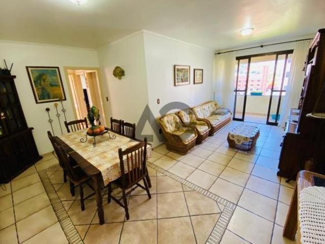 Apartamento à venda no Centro