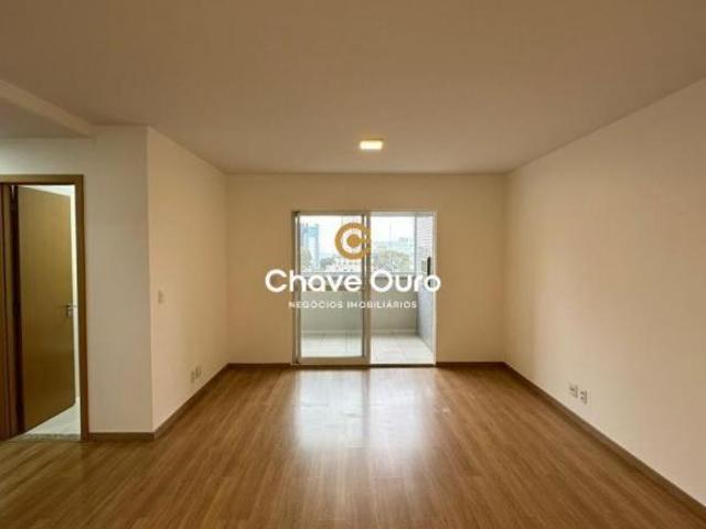 Apartamento à venda no Centro
