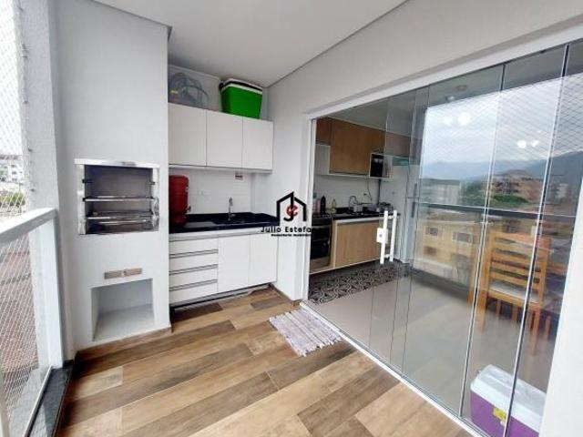 Apartamento à venda no Centro