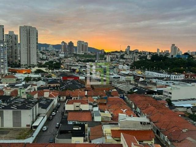 Apartamento à venda no Centro