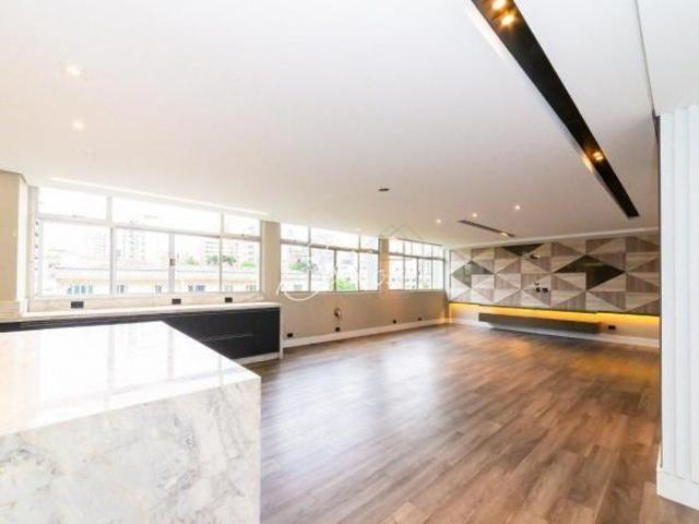 Apartamento à venda no Centro