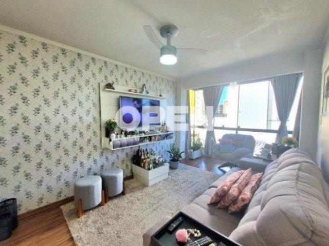 Apartamento à venda no Centro