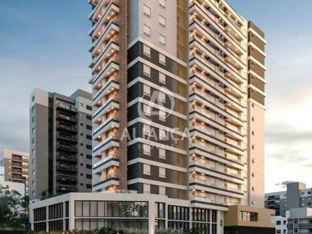 Apartamento à venda no Centro
