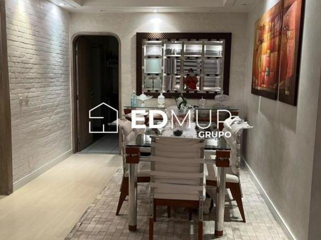 Apartamento à venda no Centro