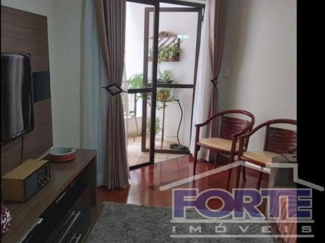 Apartamento à venda no Centro