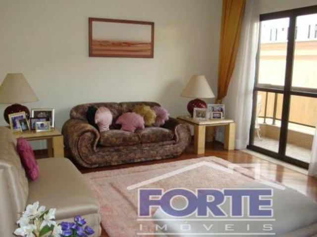 Apartamento à venda no Centro