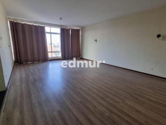 Apartamento à venda no Centro