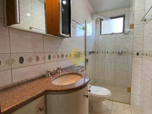 APARTAMENTO A VENDA NO CENTRO 03 QUARTOS, PROXIMO SUPERMERCADO, PADARIAS, COLEGIO