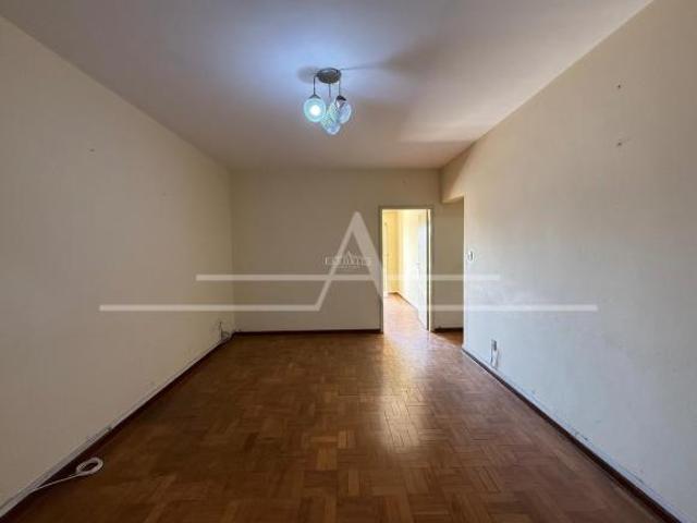 Apartamento à venda no Centro