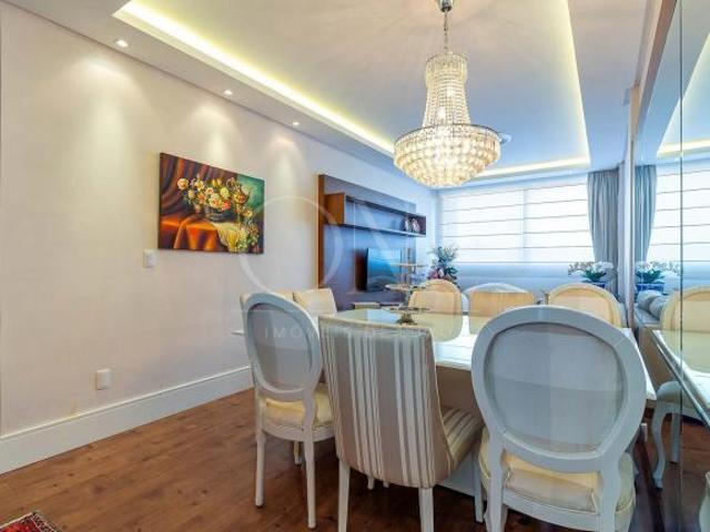Apartamento à venda no Centro