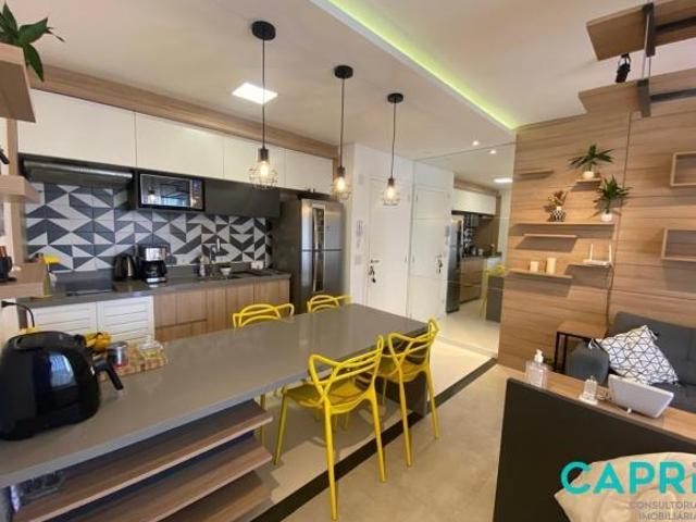 Apartamento à venda no Centro